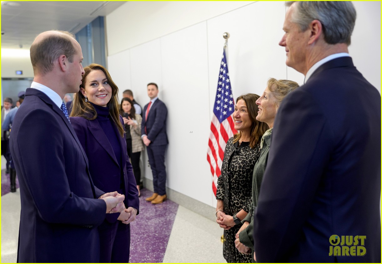 Prince William & Kate Middleton Arrive In Boston Ahead of Earthshot Prize Ceremony 2022: Photo ...