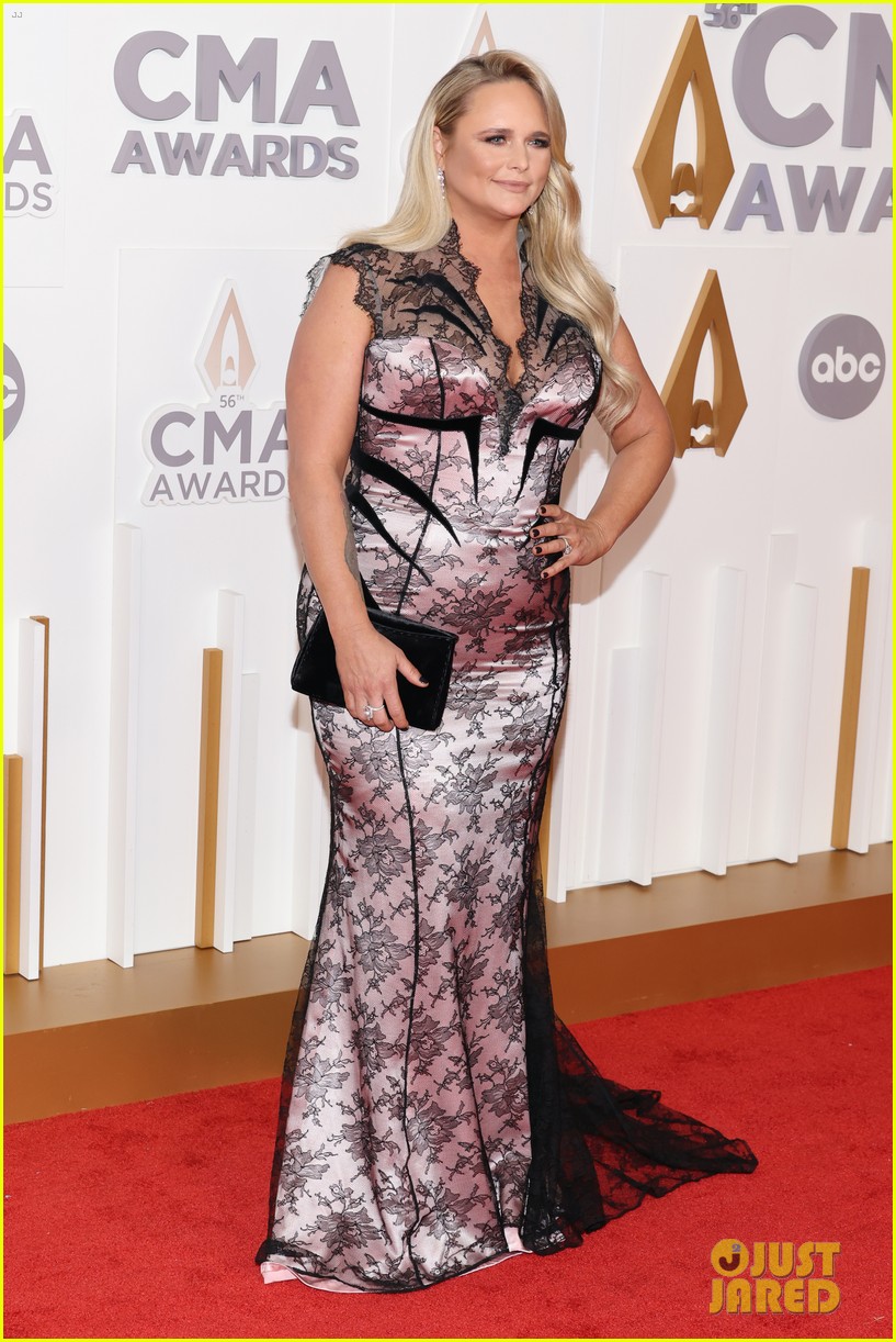 Miranda Lambert & Husband Brendan McLoughlin Make Picture Perfect ...