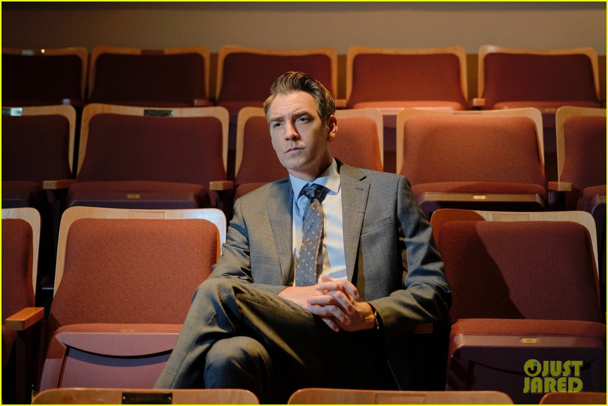 John Brotherton Plays A Perfect Santa Next To Kimberley Sustad in ...