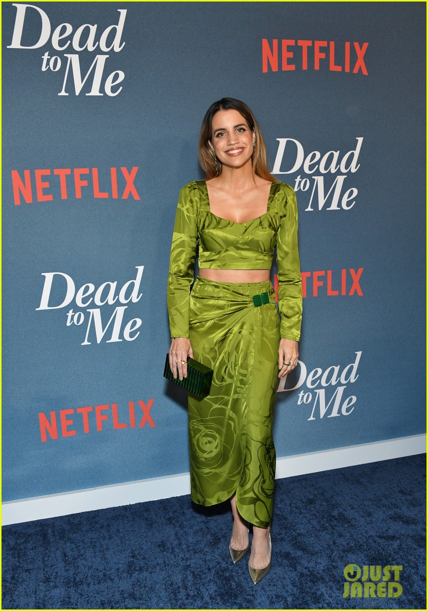 Linda Cardellini & James Marsden Attend the Premiere of 'Dead to Me ...