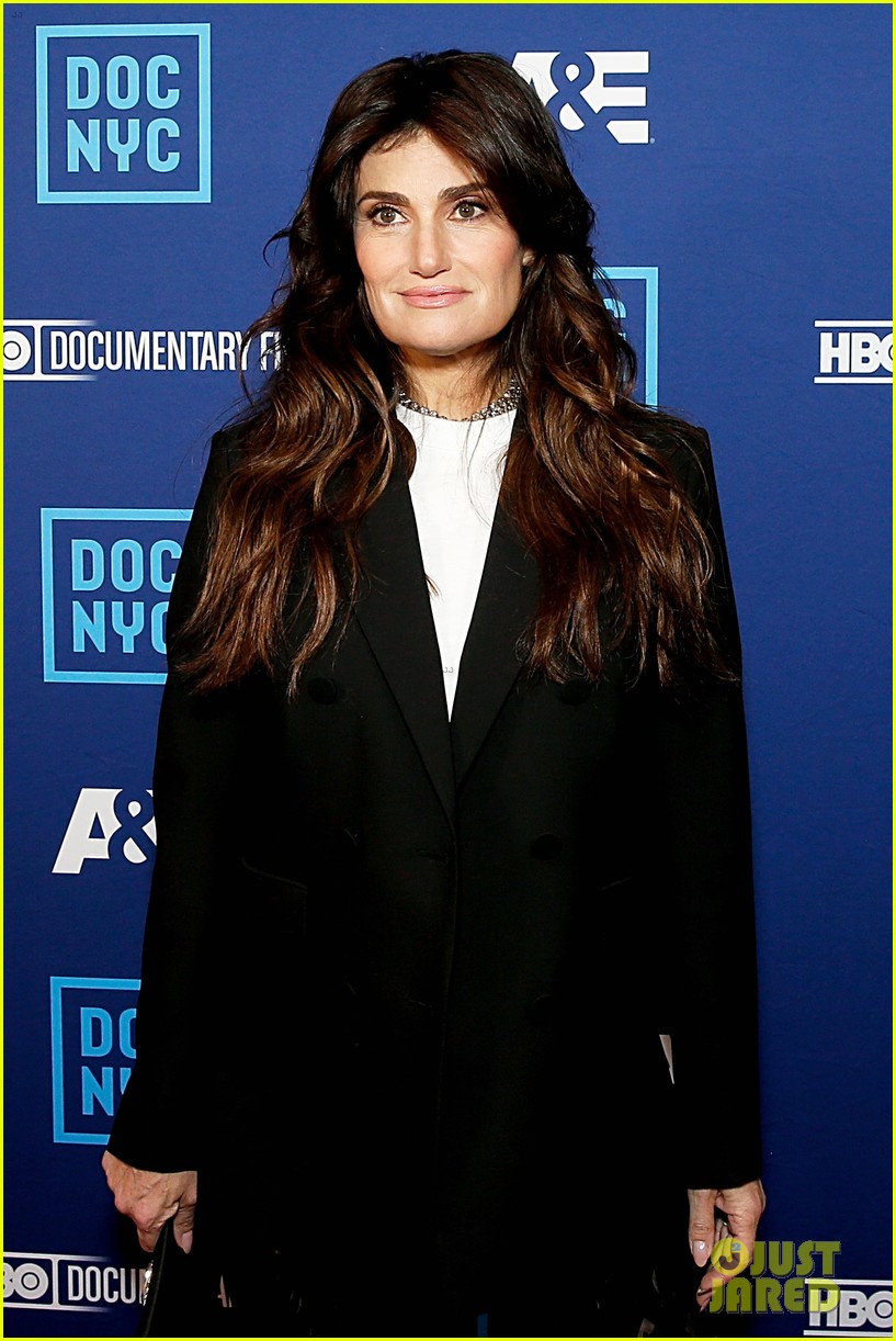 Idina Menzel Premieres 'Which Way To The Stage?' Documentary in NYC ...