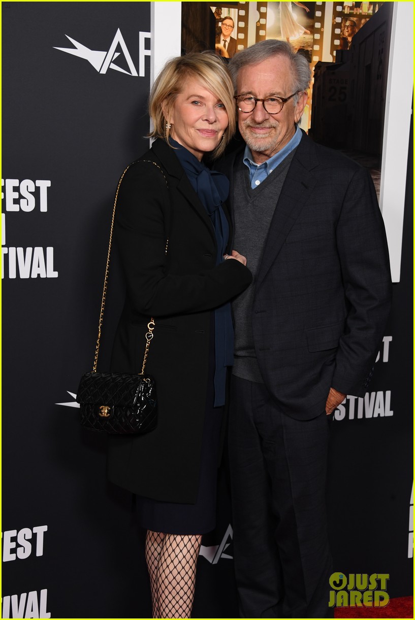 Michelle Williams Makes First Appearance at 'The Fabelmans' Premiere ...