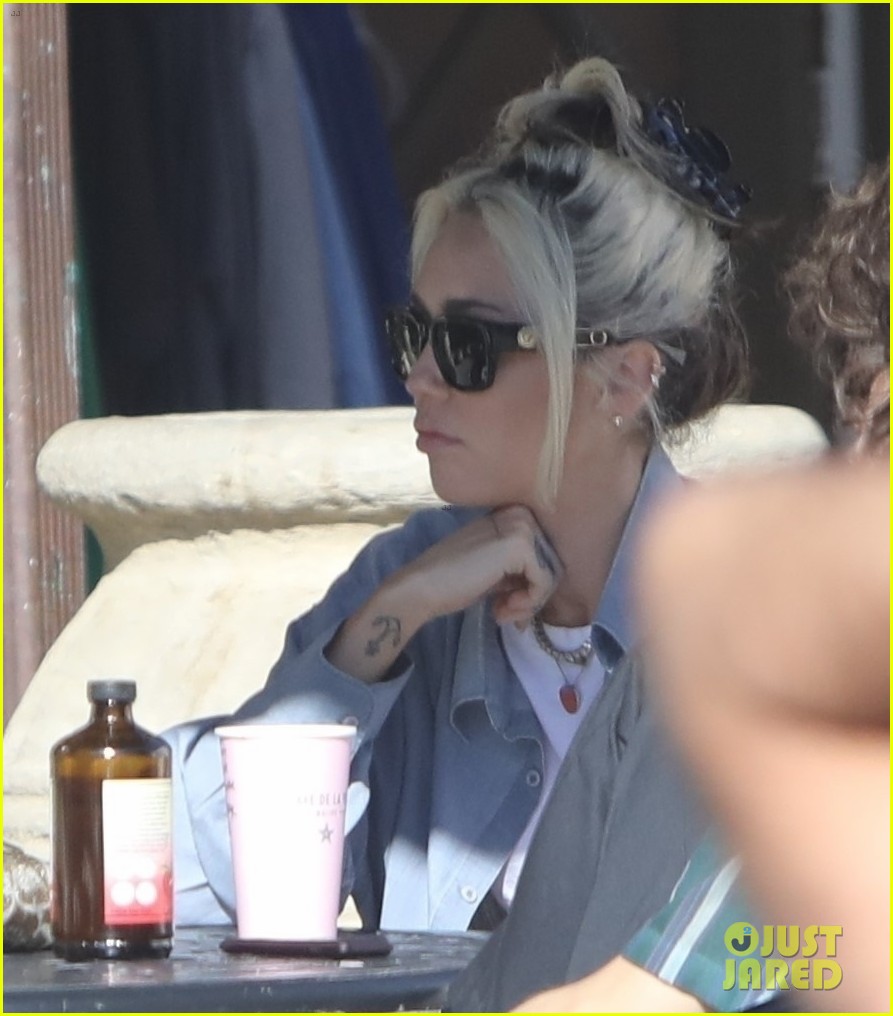 Miley Cyrus Is Still Going Strong with Boyfriend Maxx Morando - See New ...