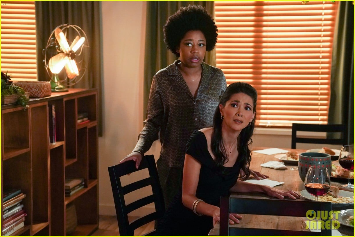 NCIS Star Diona Reasonover Says Mark Harmon Still Comes To The Set ...