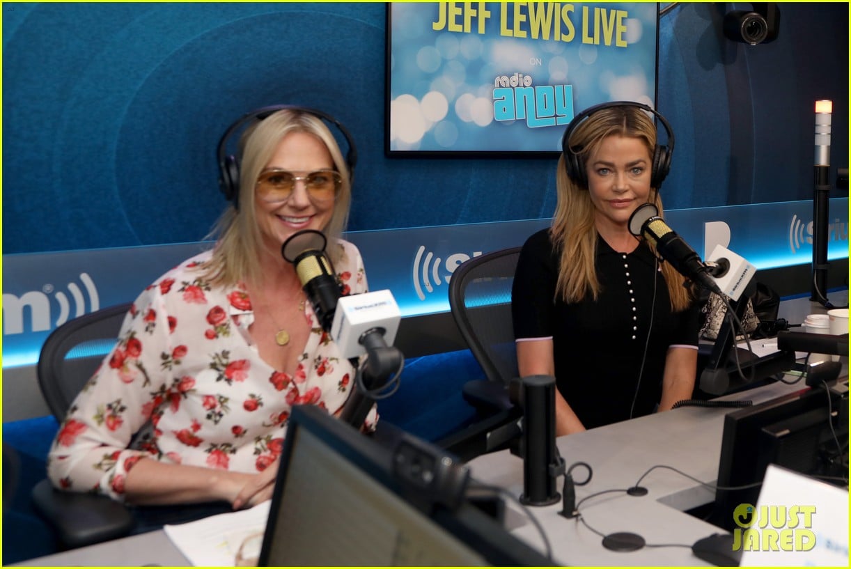 Denise Richards Thanks Her Fans For Their Support After Road Rage ...