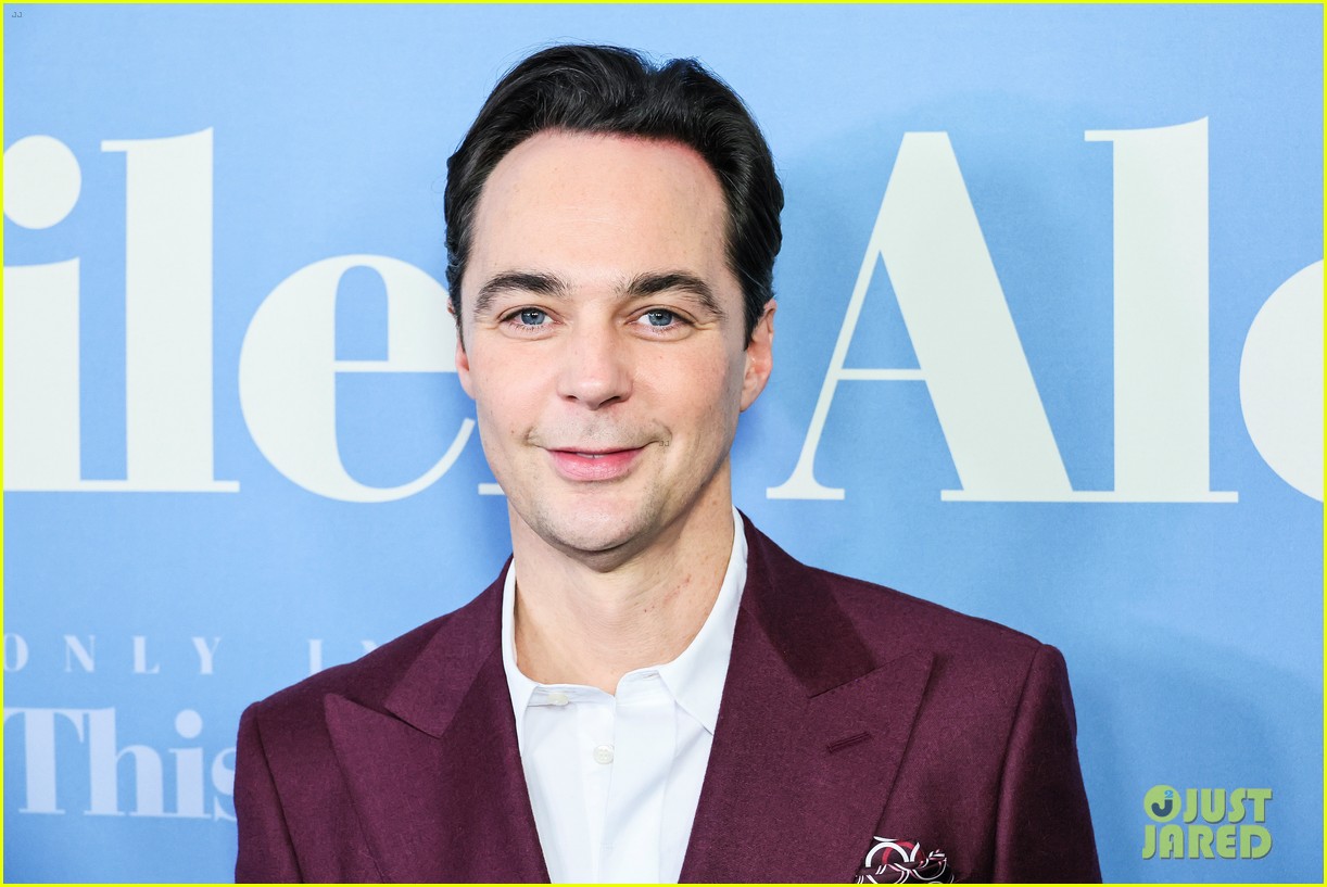 Jim Parsons & Ben Aldridge Suit Up for 'Spoiler Alert' Premiere in NYC ...