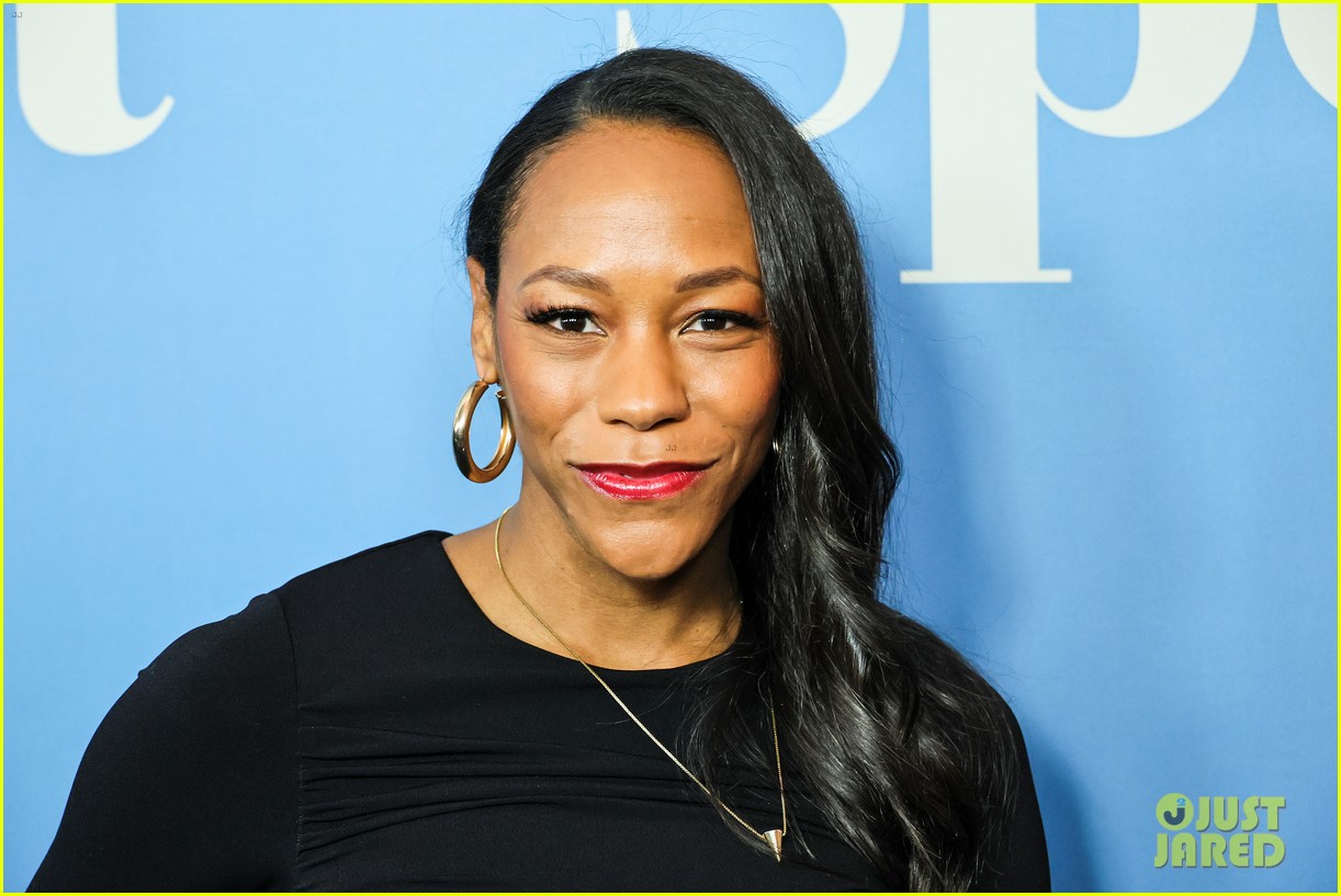 Jim Parsons & Ben Aldridge Suit Up for 'Spoiler Alert' Premiere in NYC ...