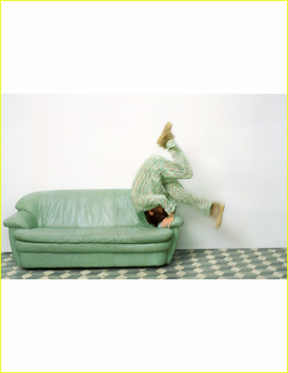 Harry Styles Strikes a Playful Pose in Gucci HA HA HA Campaign Photos ...