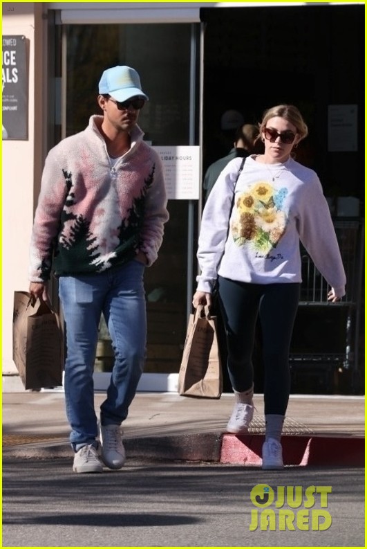 Taylor Lautner & Tay Dome Head to the Store After Returning From ...