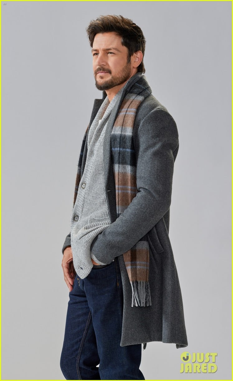 Tyler Hynes Helps Holland Roden Uncover A Mysterious Love Story in ...