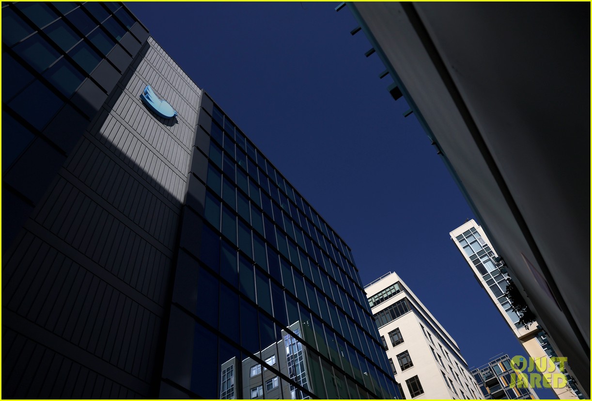Twitter Users Are Saying Goodbye After Company Closes Offices ...
