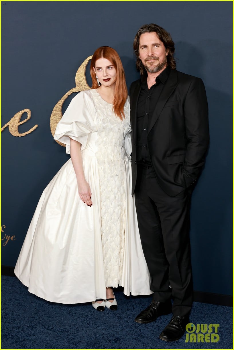 Lucy Boynton Debuts Red Hair at 'The Pale Blue Eye' Premiere with ...