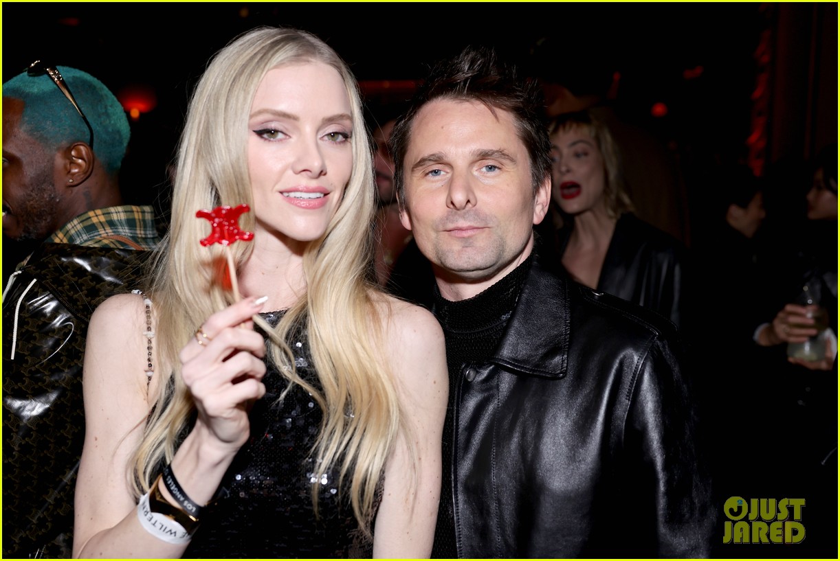 Austin Butler Watches Girlfriend Kaia Gerber Walk in Celine Fashion ...