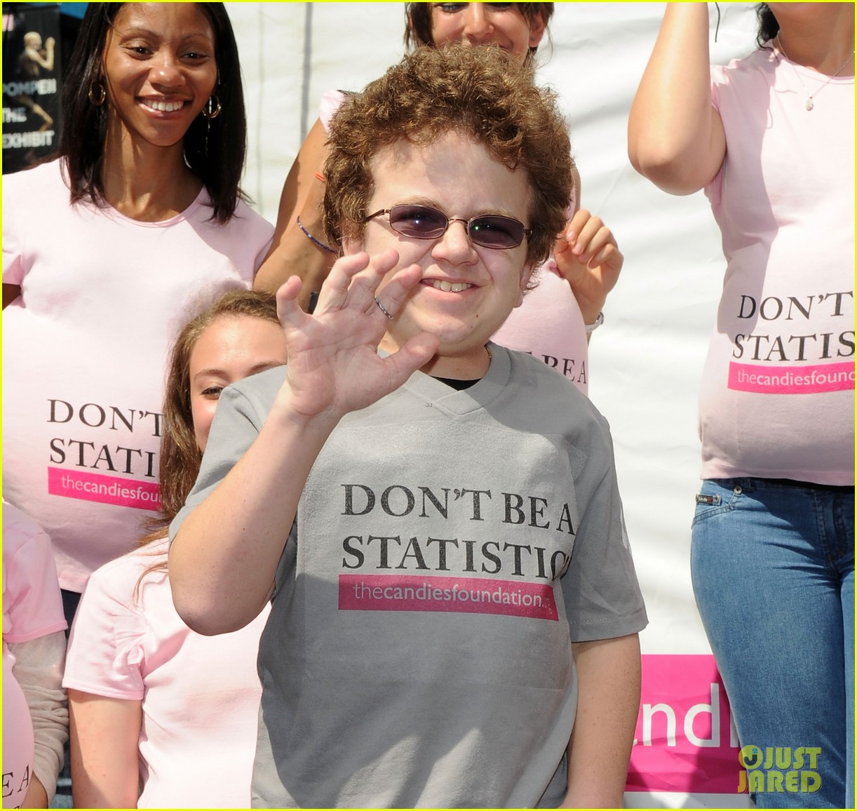 YouTube Star Keenan Cahill Has Passed Away at 27: Photo 4876804 | RIP ...