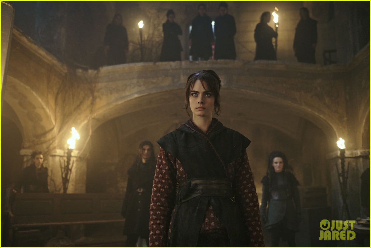 See Orlando Bloom & Cara Delevingne in The First Teaser For 'Carnival ...