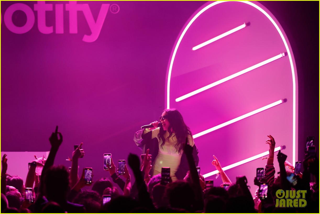 Charli XCX & Paris Hilton Link Up At Spotify's 2022 Wrapped Playground ...