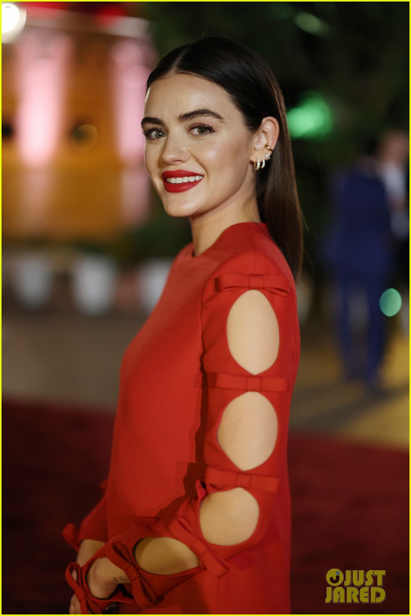 Priyanka Chopra, Jessica Alba, & More Go Glam for Women in Cinema Event ...