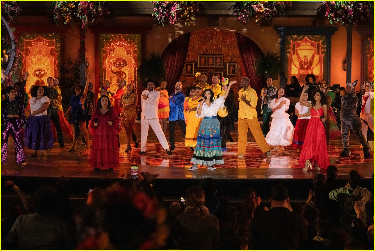 'Encanto at the Hollywood Bowl' Disney+ Special - Full Cast, Trailer & Photos Revealed!: Photo ...