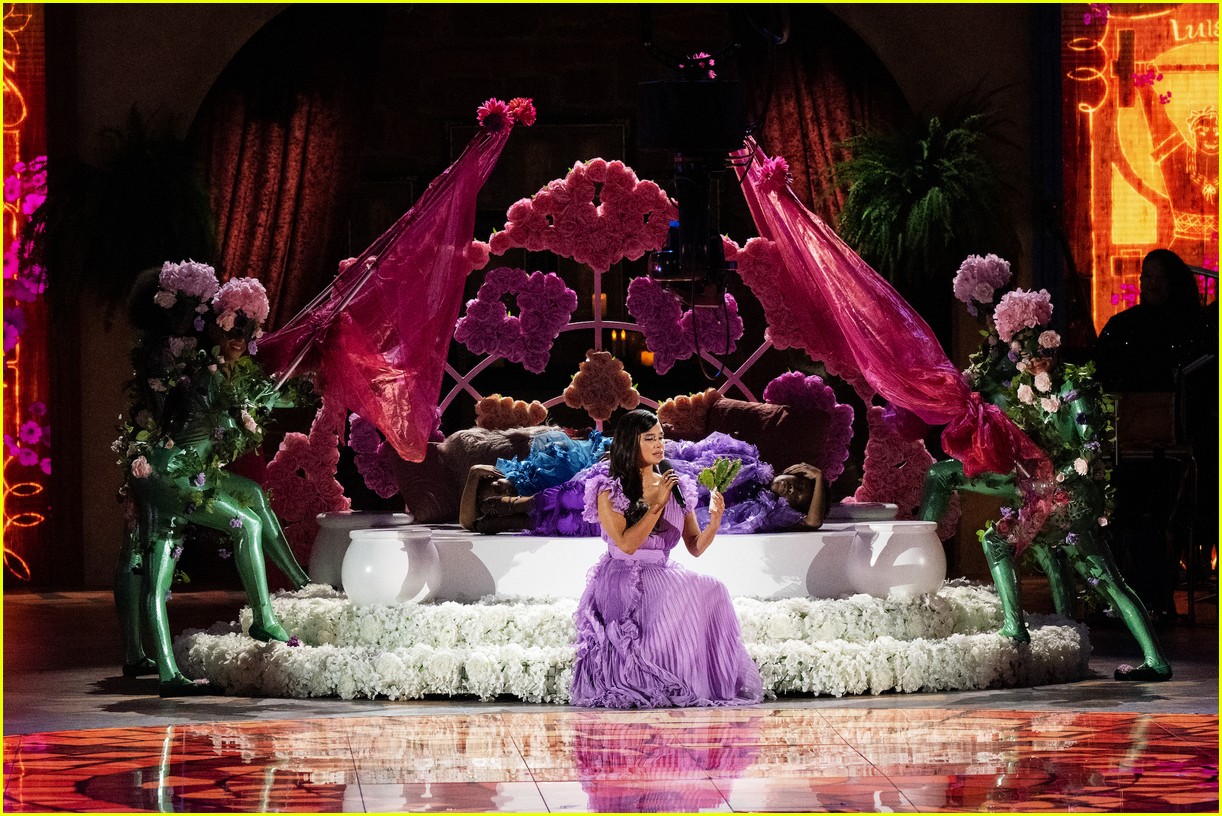 'Encanto at the Hollywood Bowl' Disney+ Special - Full Cast, Trailer & Photos Revealed!: Photo ...