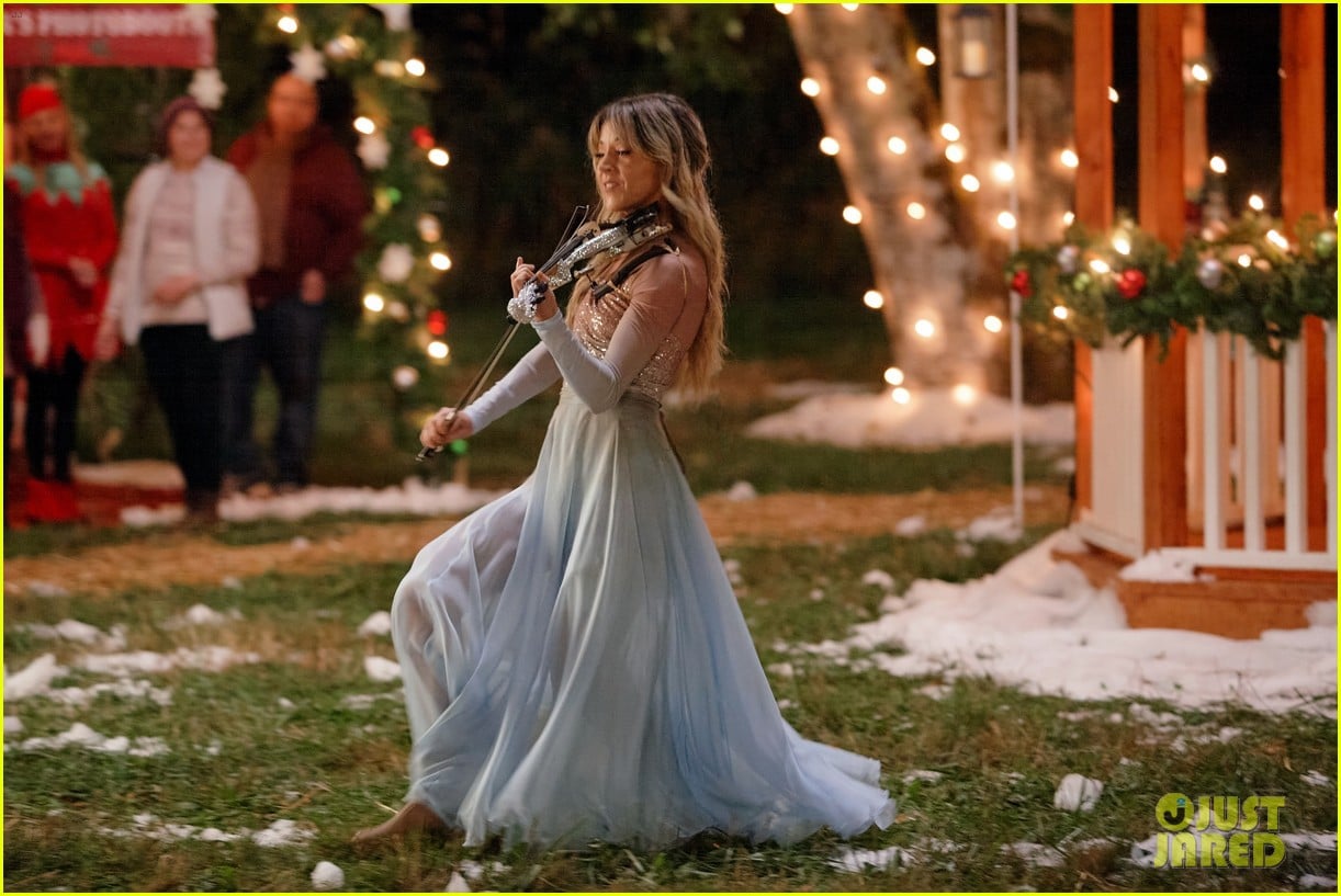 Ryan Paevey & Brooke D'Orsay Live The Storybook Christmas Experience in ...