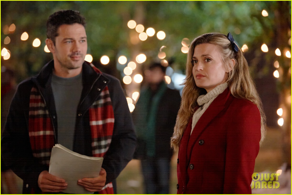 Ryan Paevey & Brooke D'Orsay Live The Storybook Christmas Experience in ...