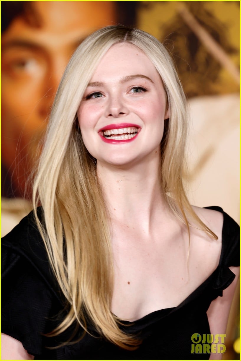Elle Fanning Joins Boyfriend Max Minghella at 'Babylon' Premiere for ...