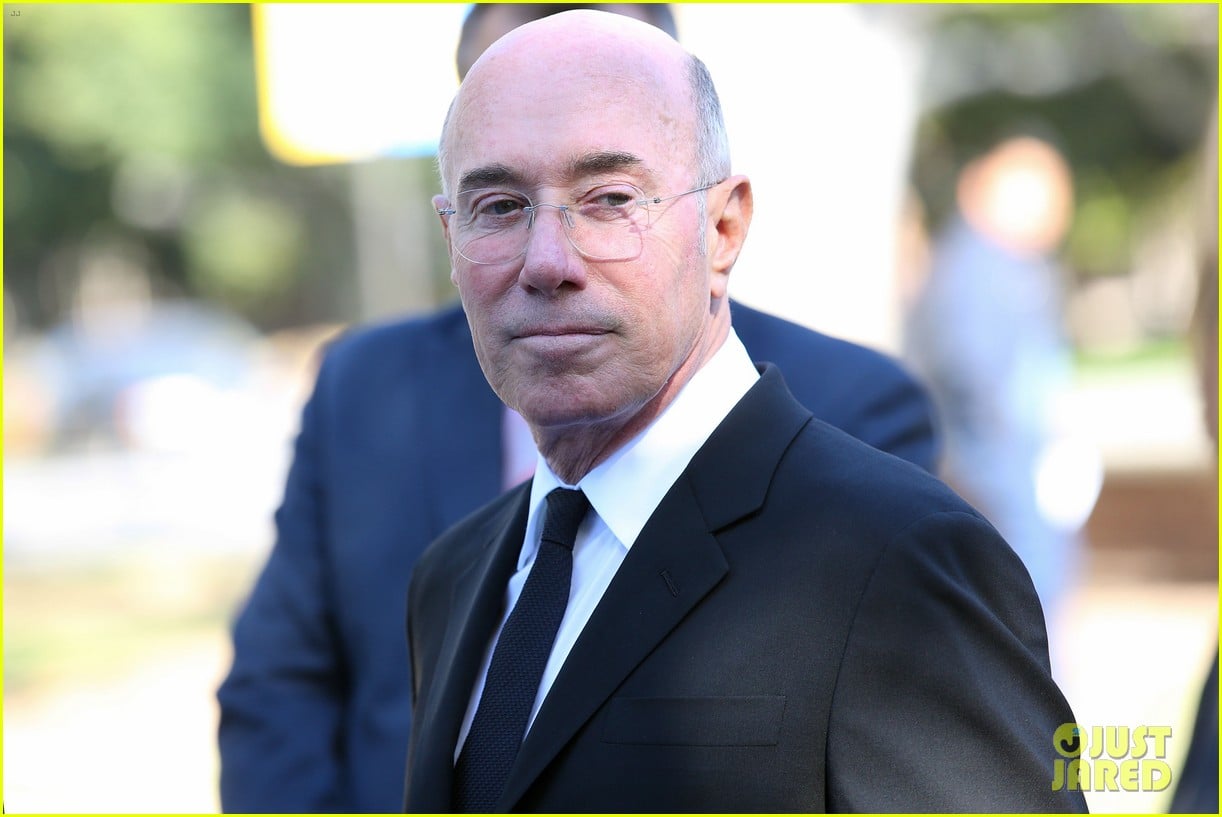 David Geffen Posts Photo with Model Donovan Michaels: 'Merry Christmas ...