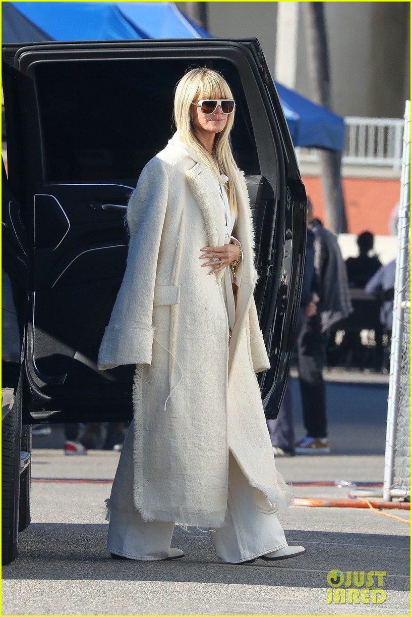 Heidi Klum Reimagines Beachwear While Filming 'Germany's Next Top Model ...