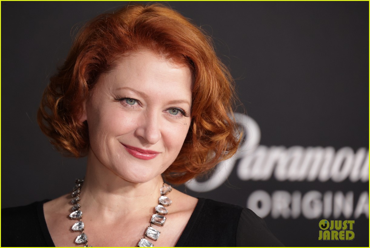 Harrison Ford & Helen Mirren Lead The Cast of '1923' To The Series ...