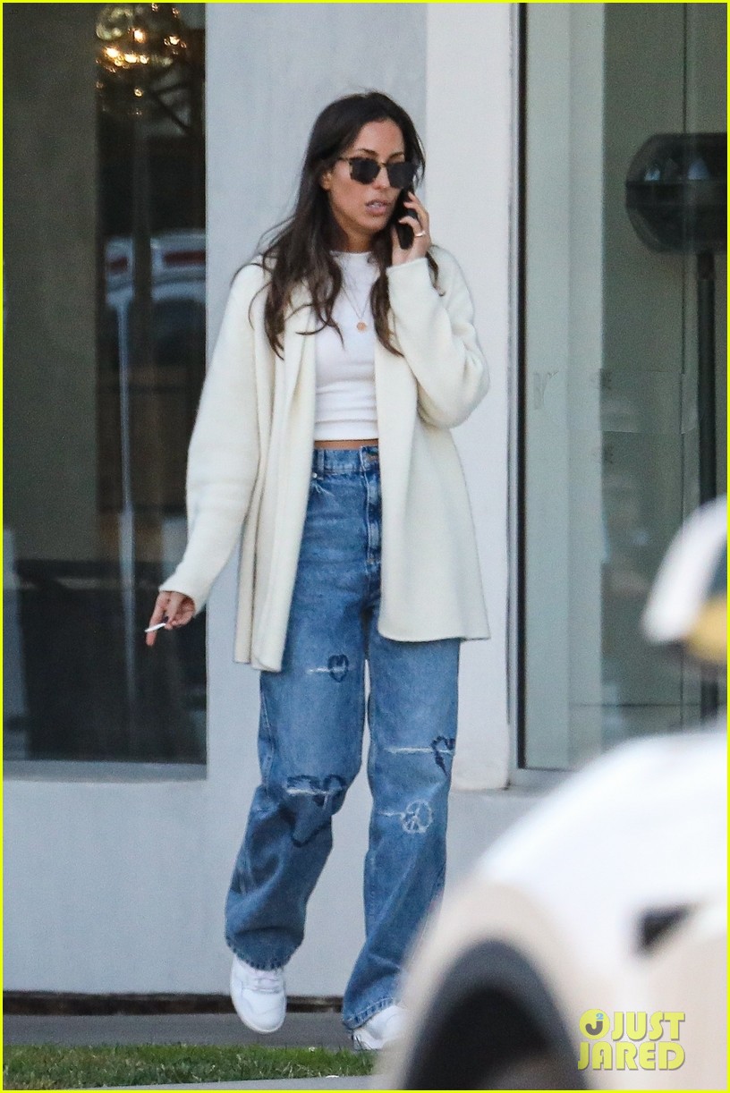 Brad Pitt's New Girlfriend Ines de Ramon Spotted in L.A. Ahead of ...