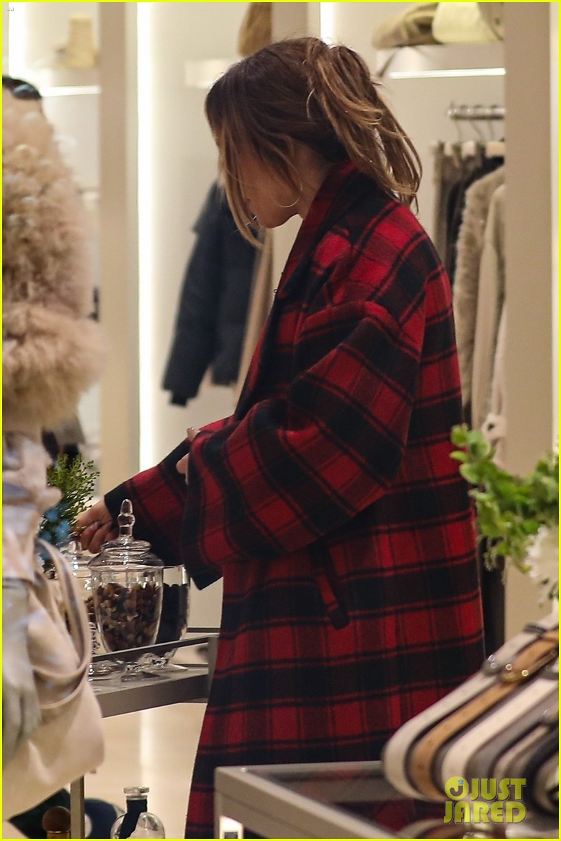 Jennifer Lopez Keeps Warm in Plaid Jacket While Shopping in Beverly ...
