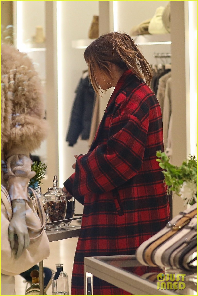 Jennifer Lopez Keeps Warm in Plaid Jacket While Shopping in Beverly ...