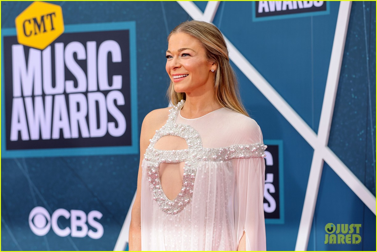 Leann Rimes December 2022