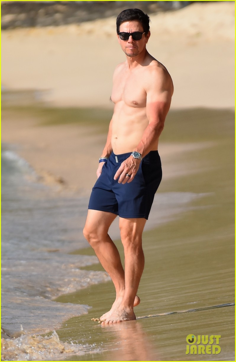 Mark Wahlberg & Wife Rhea Hit the Beach on Vacation in Barbados: Photo ...