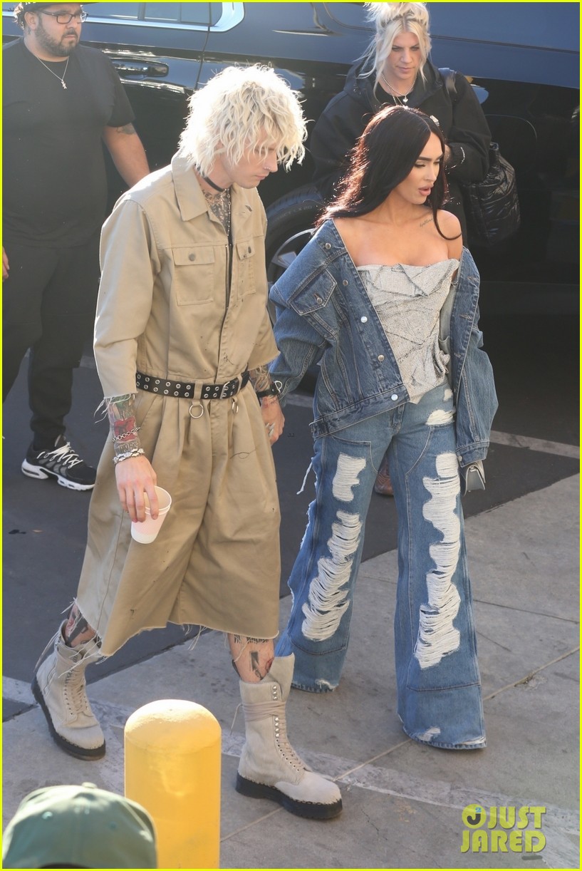 Megan Fox Joins Machine Gun Kelly at Taping of 'Jimmy Kimmel Live ...