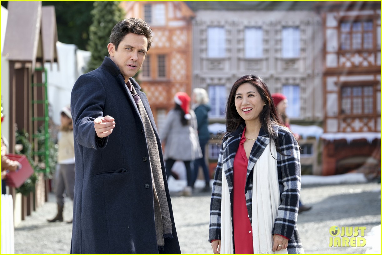 Liza Lapira Finds Herself In A Love Triangle With Neal Bledsoe & Nathan ...