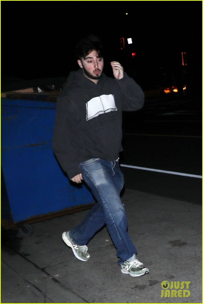 Noah Cyrus Grabs Dinner With Olivia Rodrigo's Ex Jack Bia In Santa ...
