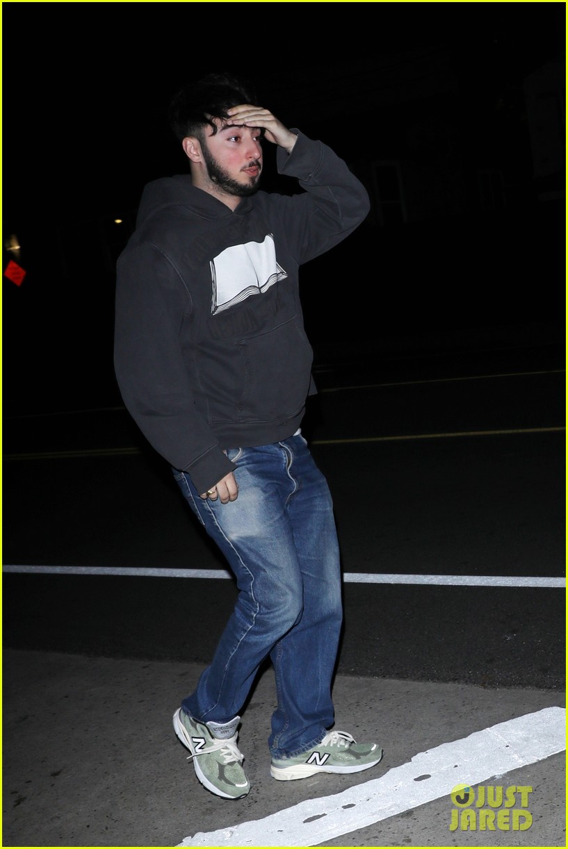 Noah Cyrus Grabs Dinner With Olivia Rodrigo's Ex Jack Bia In Santa ...