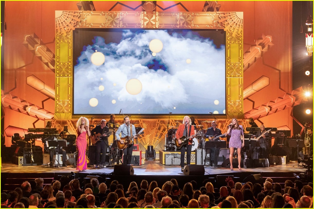 Paul Simon's Grammy Special on CBS - Full Performers Lineup Revealed ...