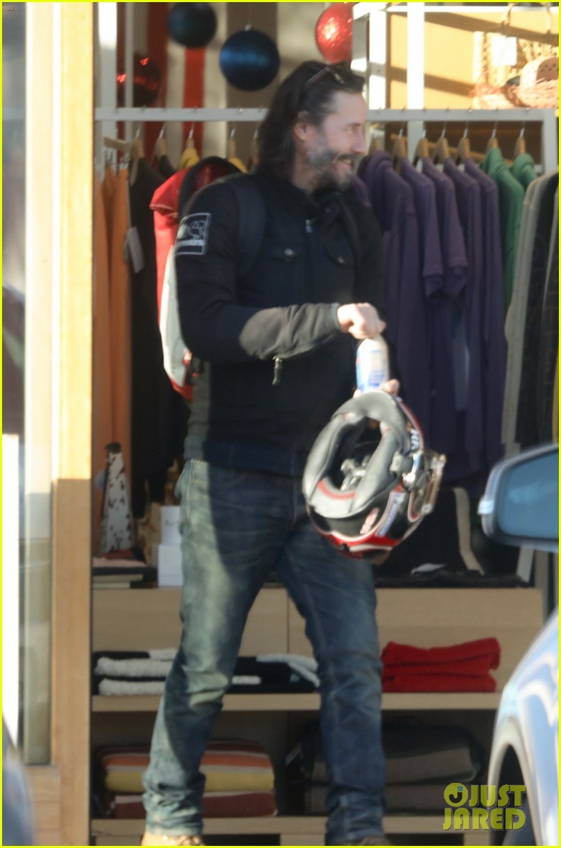 Keanu Reeves Rides His Motorcycle to Malibu to Do Some Holiday Shopping ...