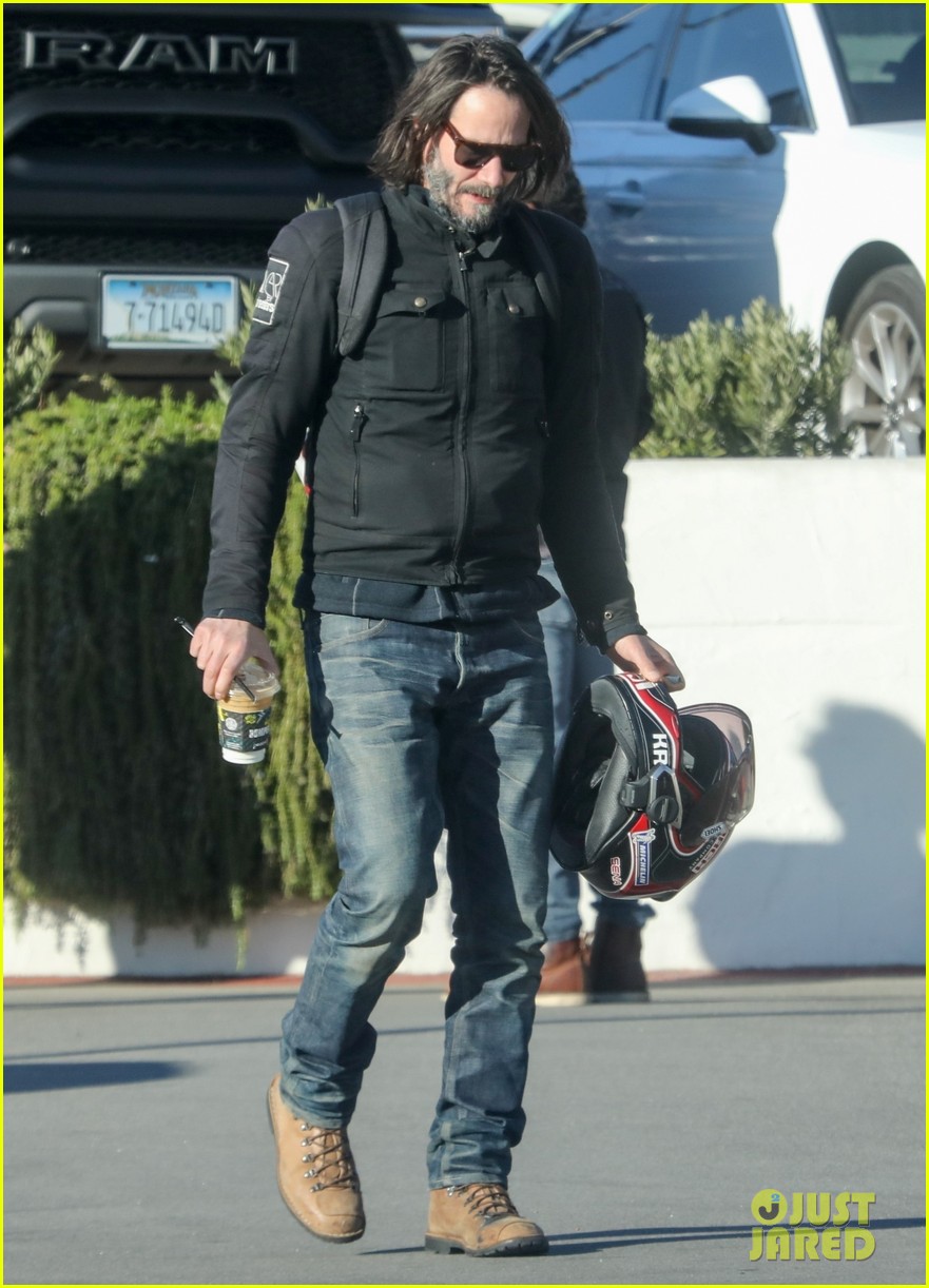 Keanu Reeves Rides His Motorcycle to Malibu to Do Some Holiday Shopping ...
