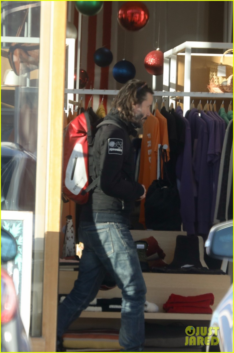 Keanu Reeves Rides His Motorcycle to Malibu to Do Some Holiday Shopping ...
