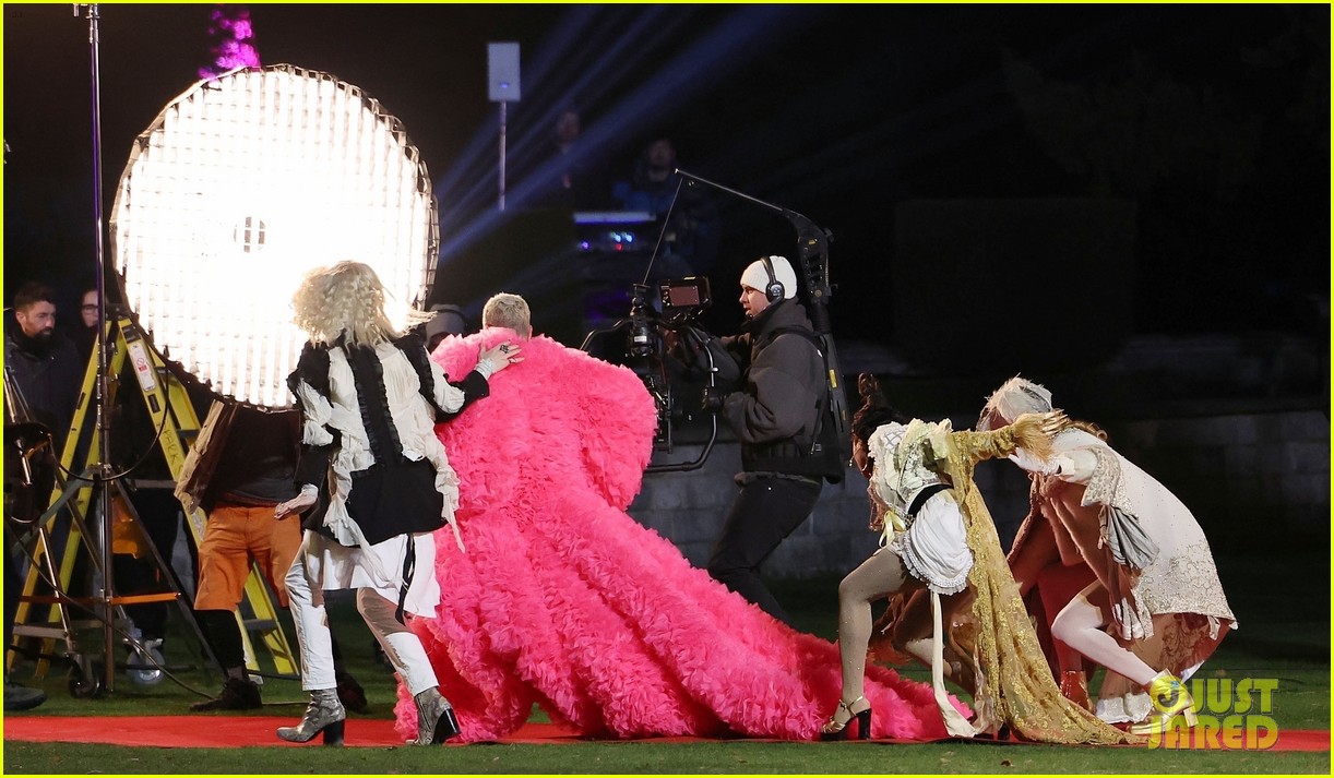 Sam Smith Dons Stunning Pink Dress While Filming New Music Video ...
