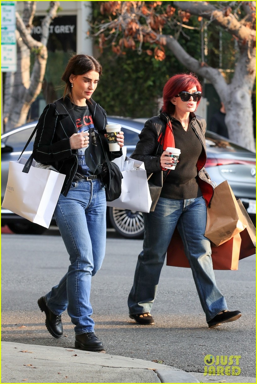 Sharon Osbourne Spotted Shopping with Rarely-Seen Daughter Aimee, Two ...