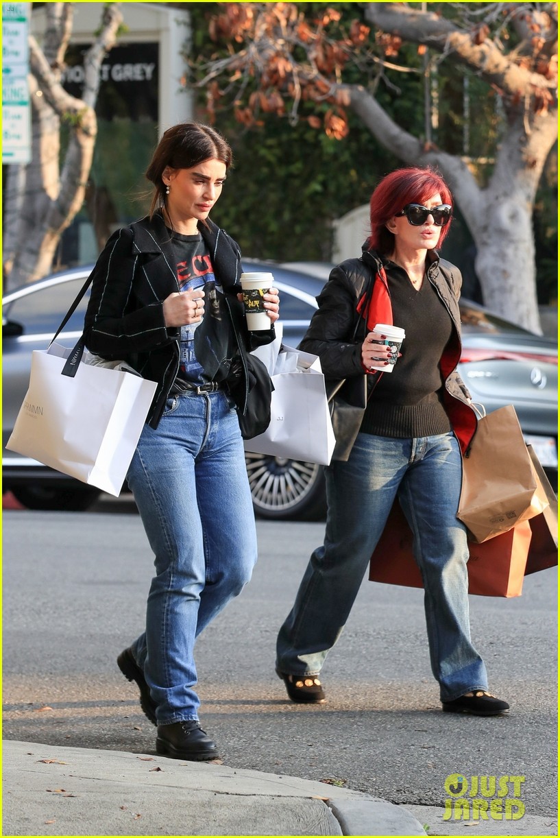 Sharon Osbourne Spotted Shopping with Rarely-Seen Daughter Aimee, Two ...