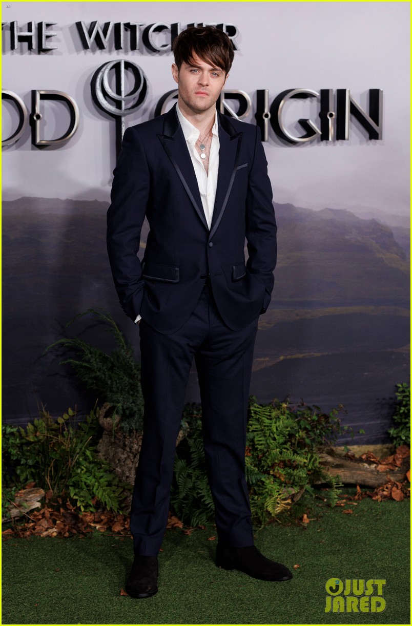 Sophia Brown, Laurence O'Fuarian & 'The Witcher: Blood Origin' Cast ...