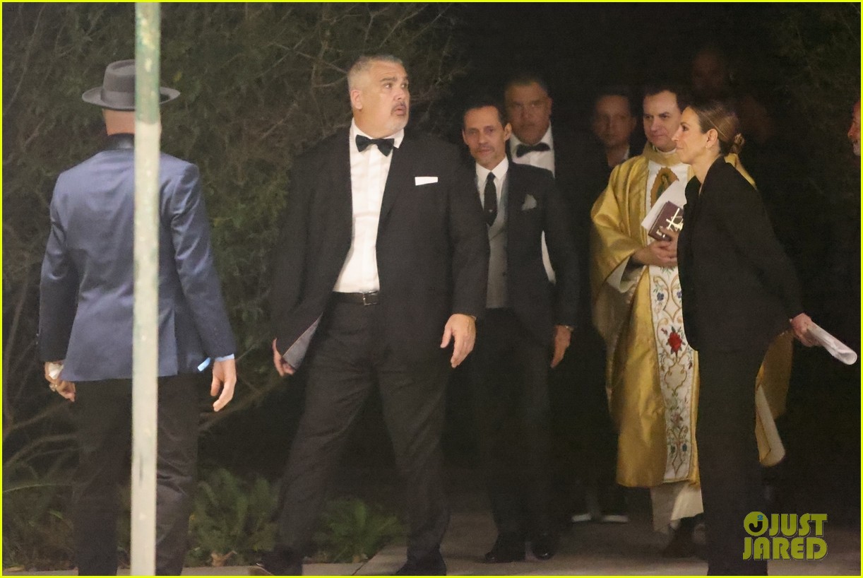 Photos Emerge from Marc Anthony's Wedding to Nadia Ferreira: Photo 4886601 | David Beckham, Marc ...