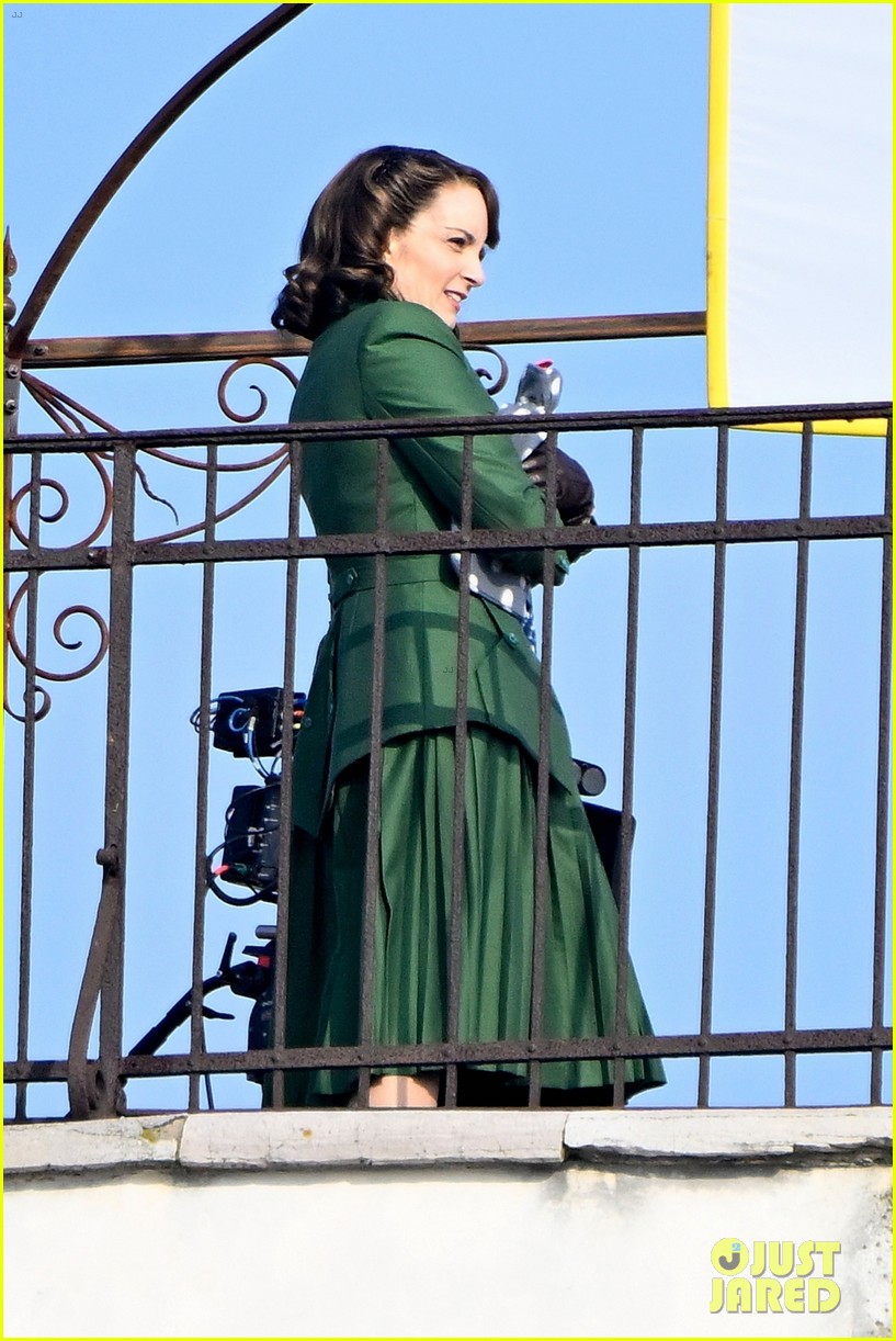 Kenneth Branagh Films 'A Haunting in Venice' with Co-Stars Tina Fey ...