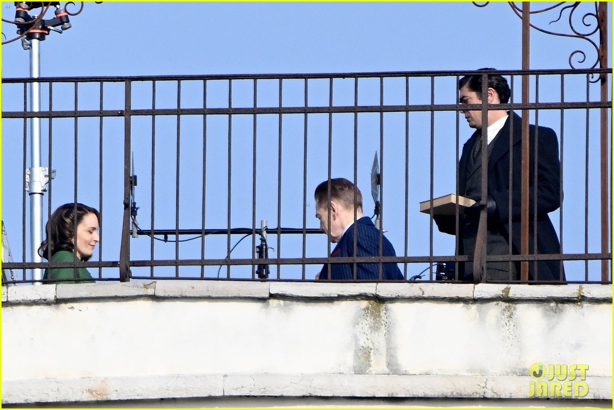 Kenneth Branagh Films 'A Haunting in Venice' with Co-Stars Tina Fey ...