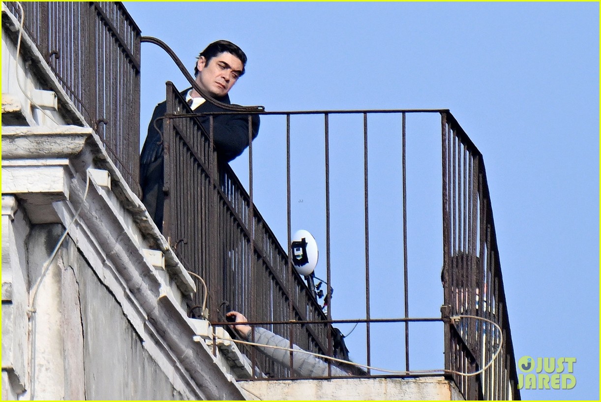 Kenneth Branagh Films 'A Haunting in Venice' with Co-Stars Tina Fey ...